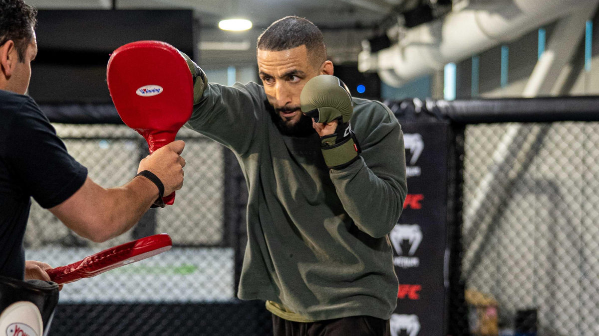 Coach Claims Belal Muhammad 'Has Hands Like' Canelo Álvarez Ahead Of ...