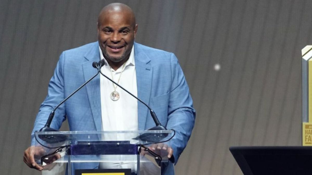 Daniel Cormier On His 2024 Fight Of The Year Pick: 'I’m Not Falling Victim To The Name'