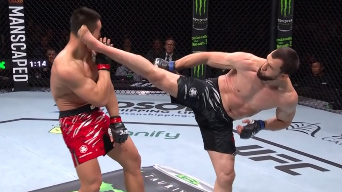 VIDEO: Muslim Salikhov Sleeps Song Kenan With Spinning Wheel Kick At ...