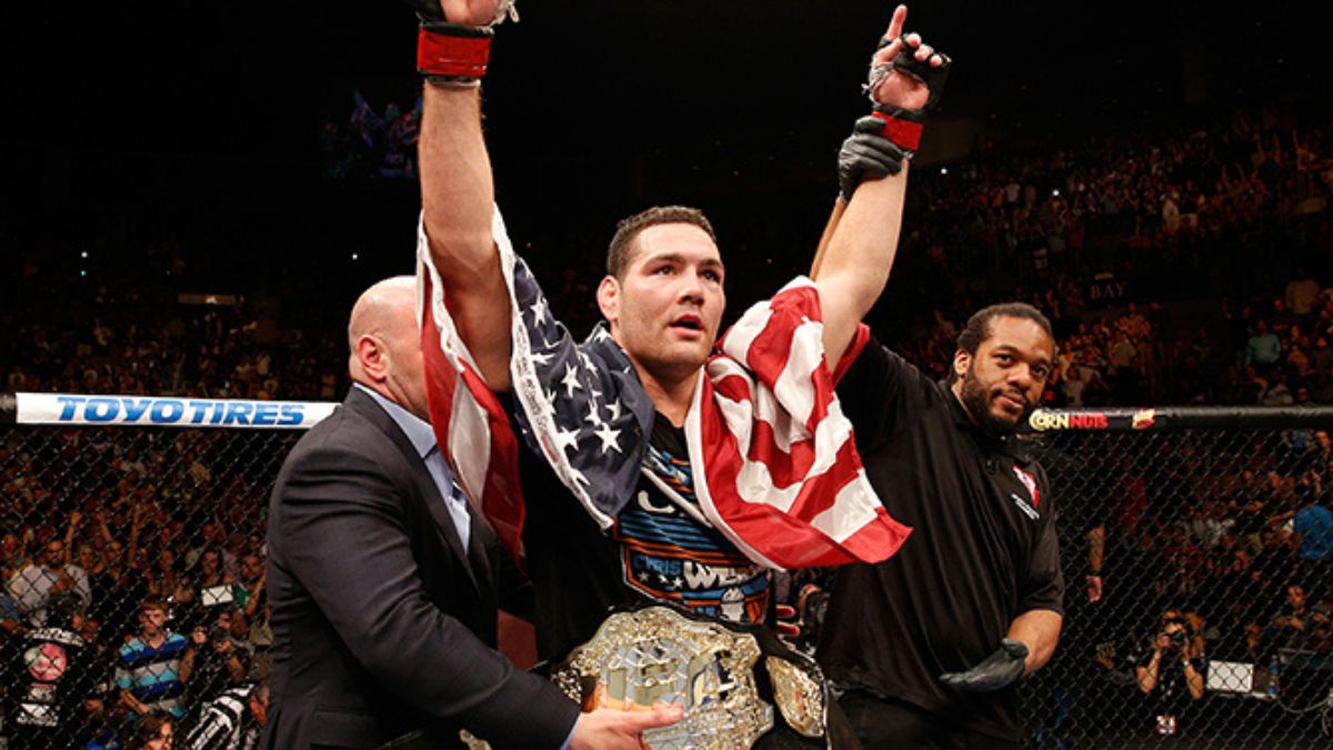 Chris Weidman Doesn't Plan On Ever Laying His Gloves Down Inside The ...