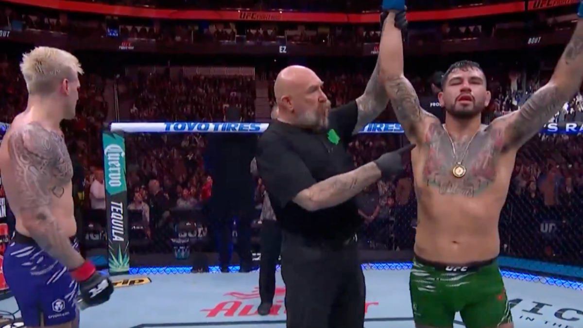 Anthony Hernandez Surpasses Legend's Record In Co-Main Event Victory ...