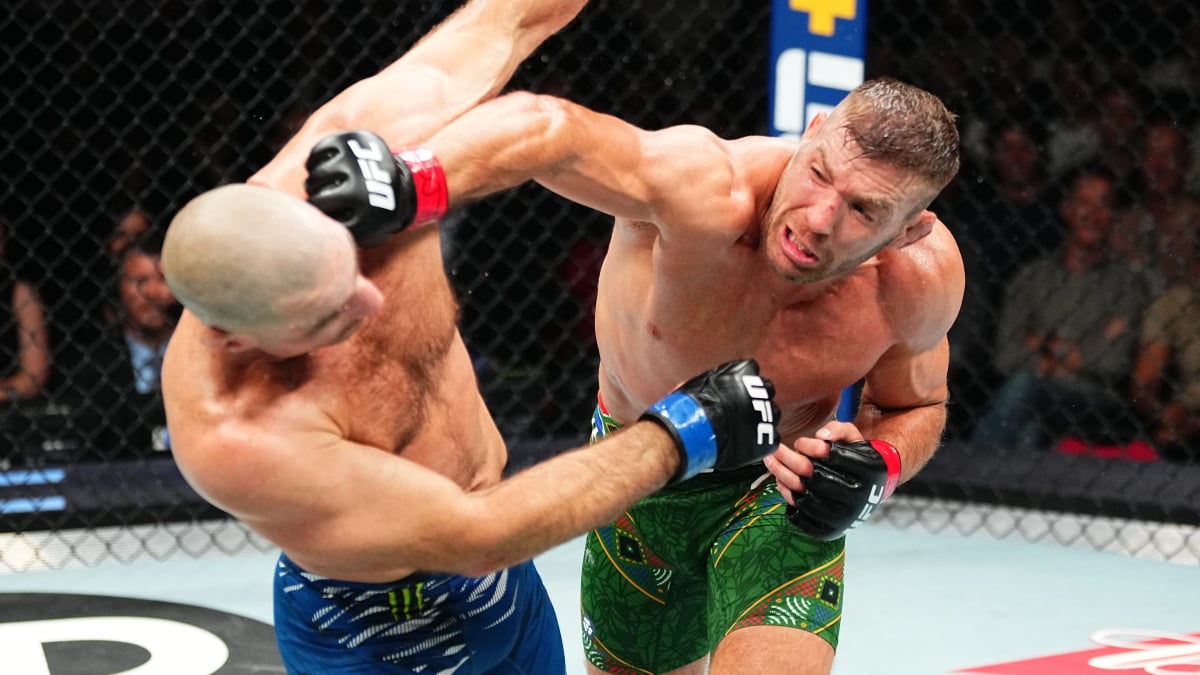 Dricus du Plessis appears to be in great shape ahead of UFC 319 | MMA News