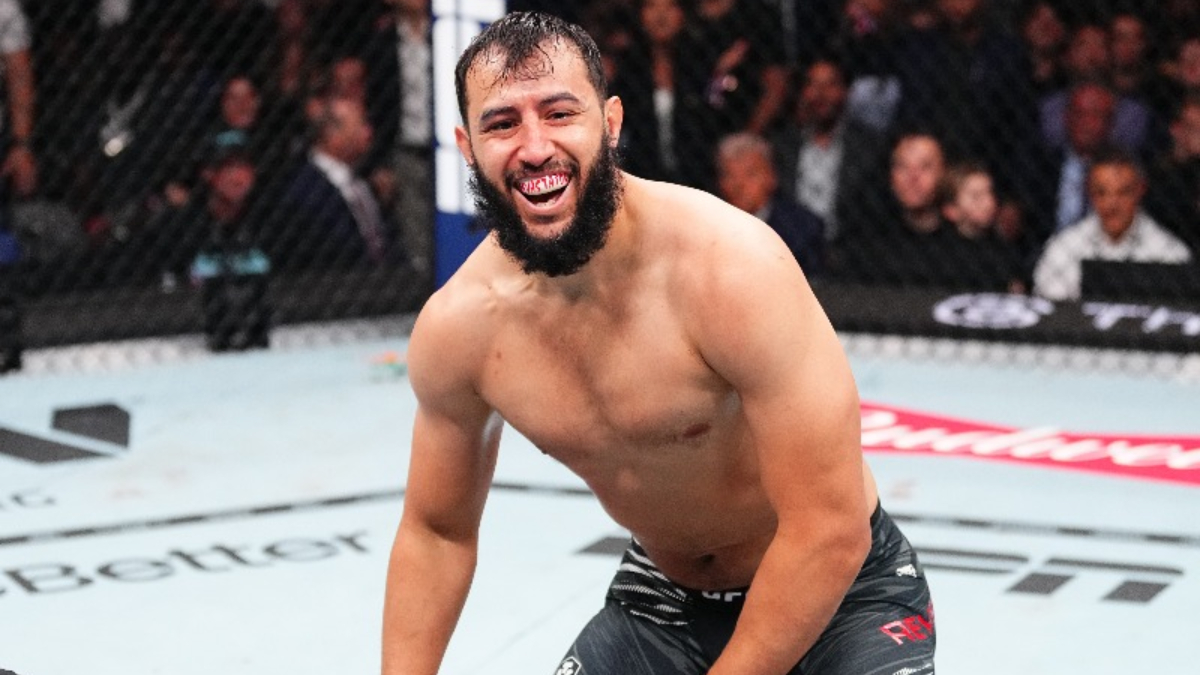 Watch Carlos Ulberg, Dominick Reyes Face Off At UFC Perth Ceremonial ...