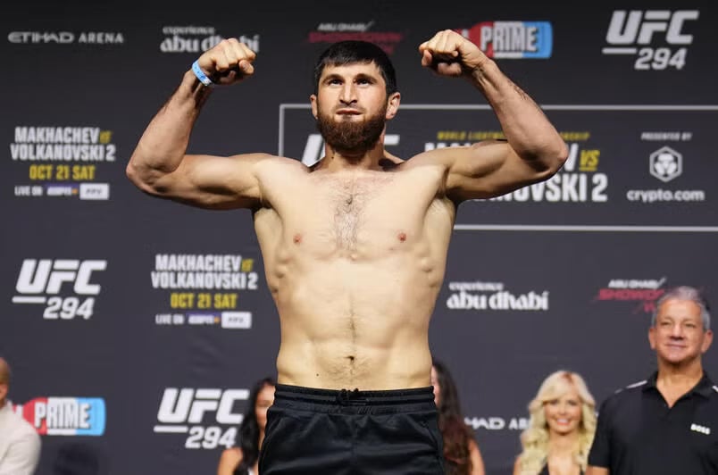UFC 320: Magomed Ankalaev vs. Alex Pereira 2 Full Weigh-In Results: One ...