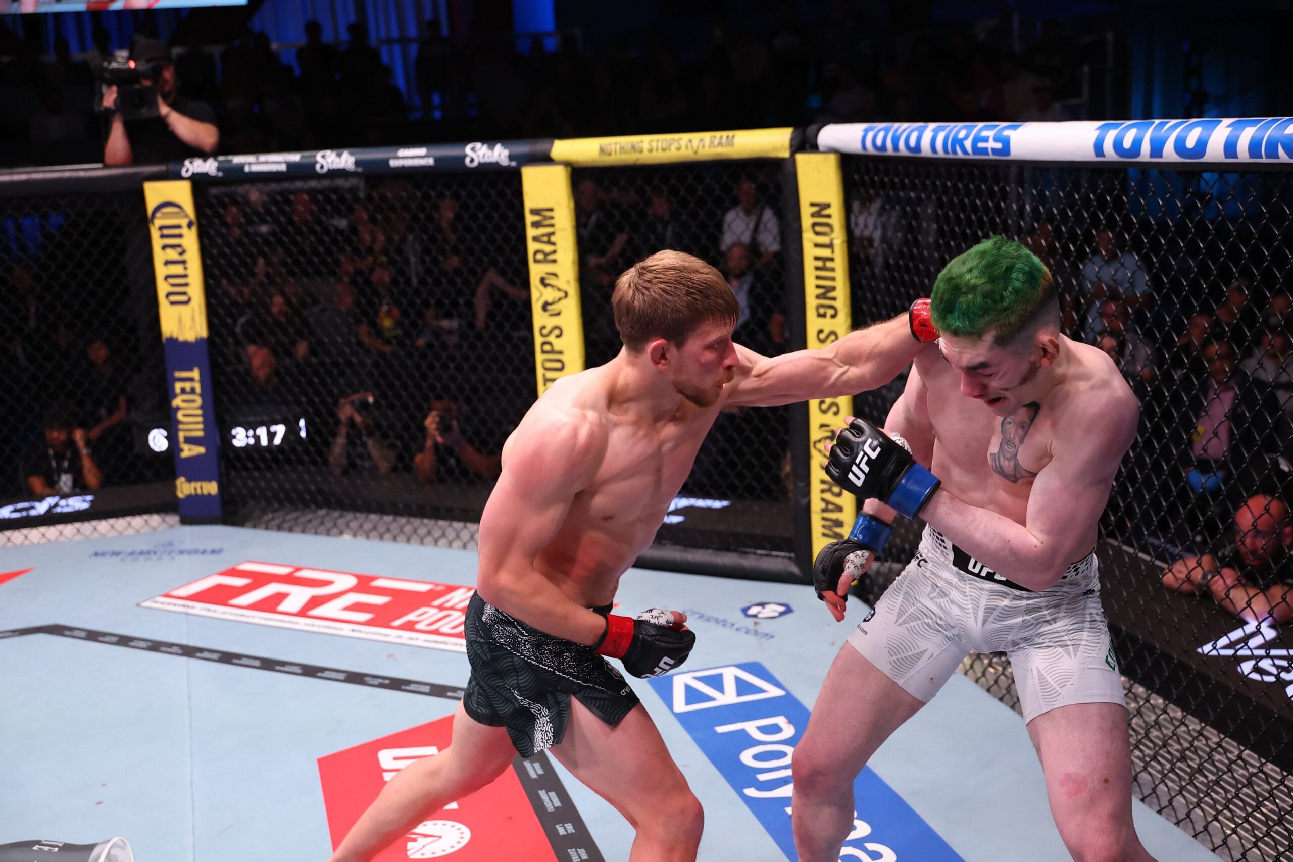 Arnold Allen Outworks Melquizael Costa In UFC Vegas 117 Headliner | MMA ...